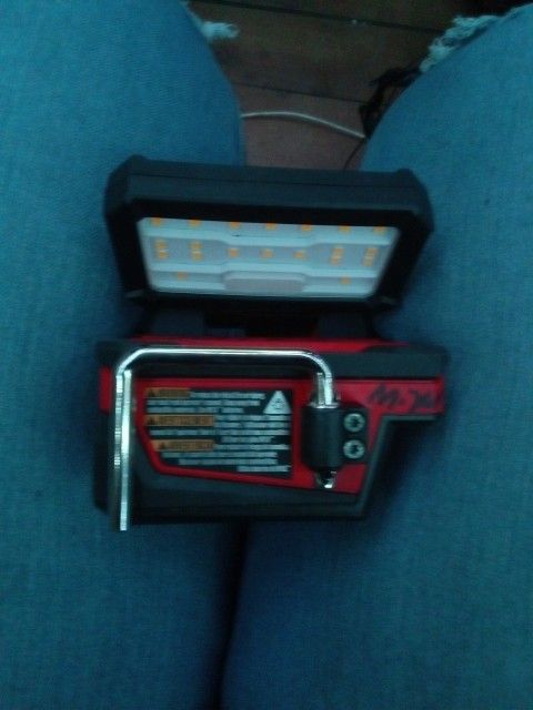 Milwaukee Light for Sale in Oxnard, CA - OfferUp