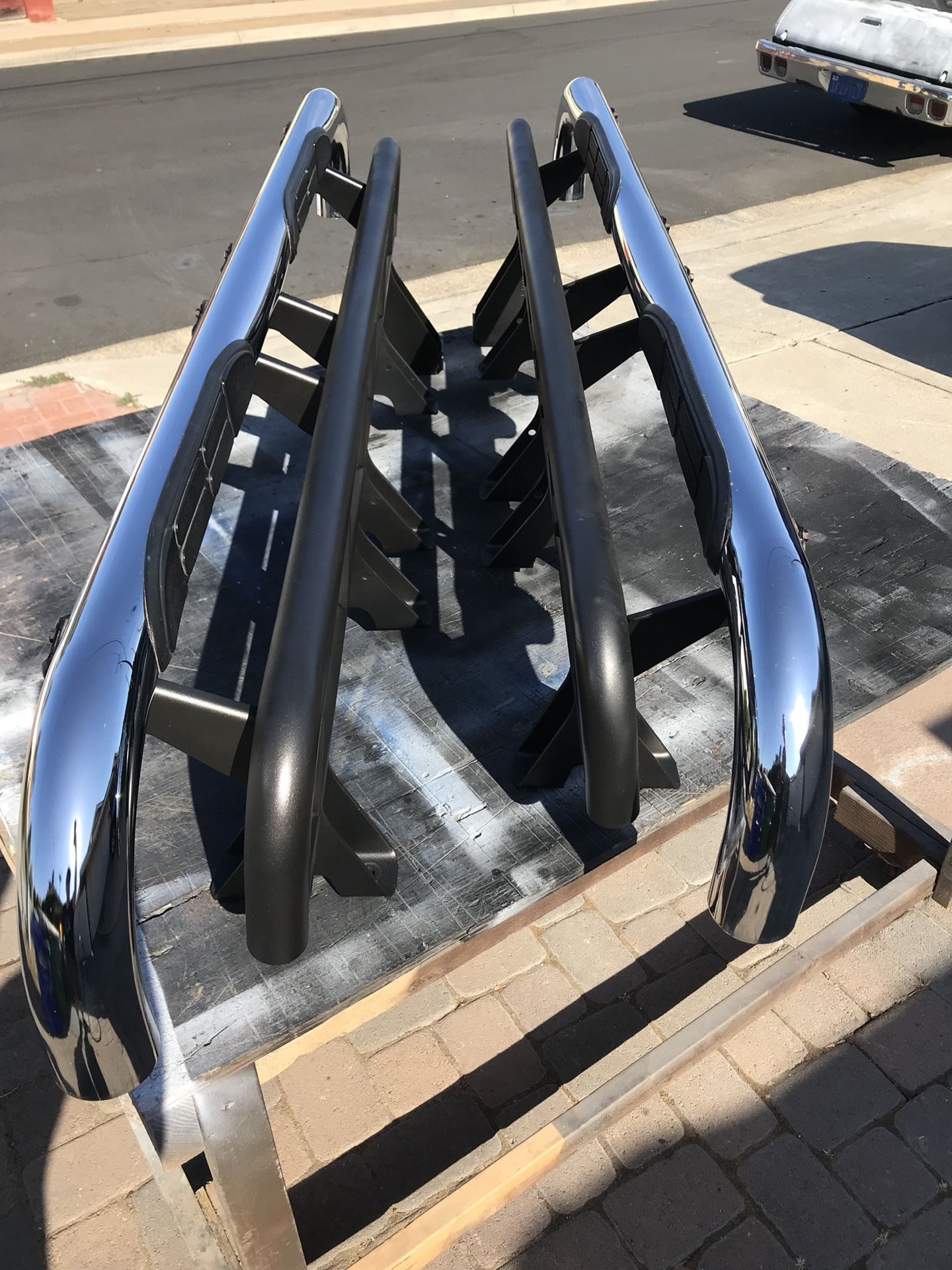 Hummer H2 2006 step rock guard set OEM general motors for Sale in San ...