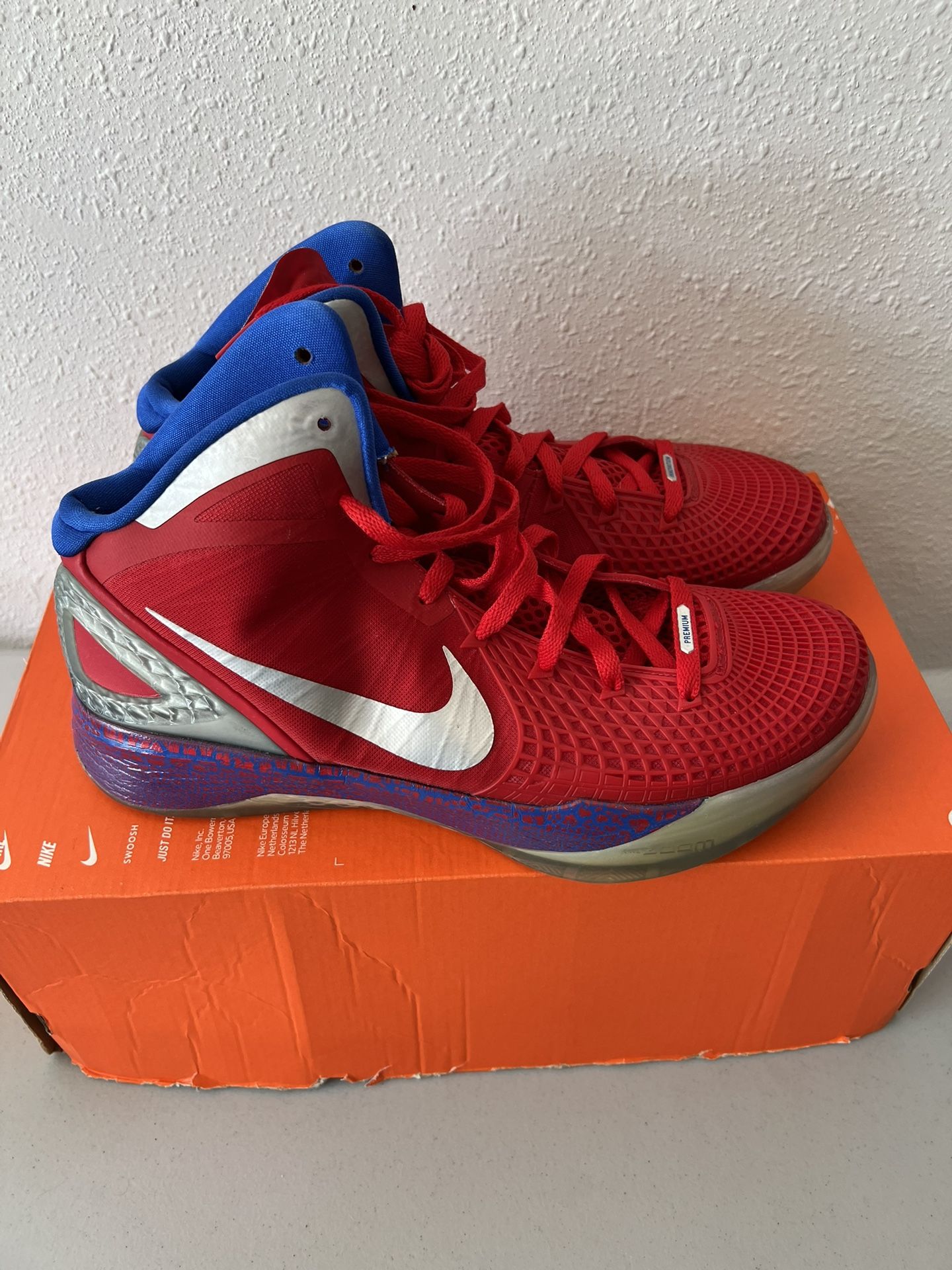 Hyperdunk 2011 Red
