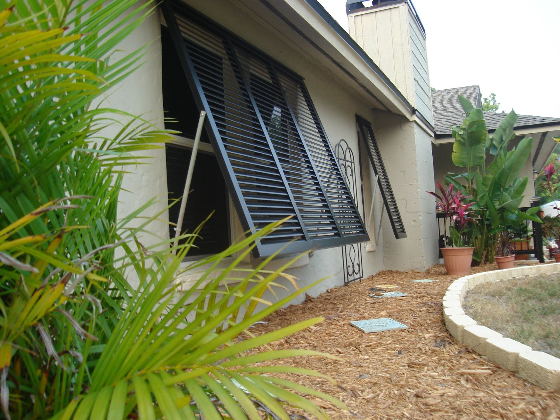 Bahamas Shutter Aluminium for Sale in Miami, FL - OfferUp