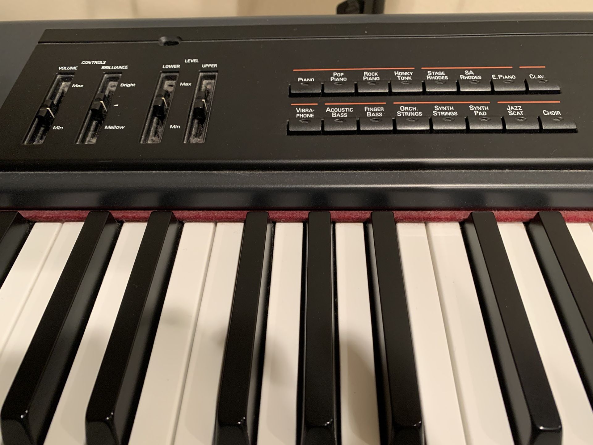 RD150 electronic piano for Sale in Rancho Palos Verdes, CA - OfferUp