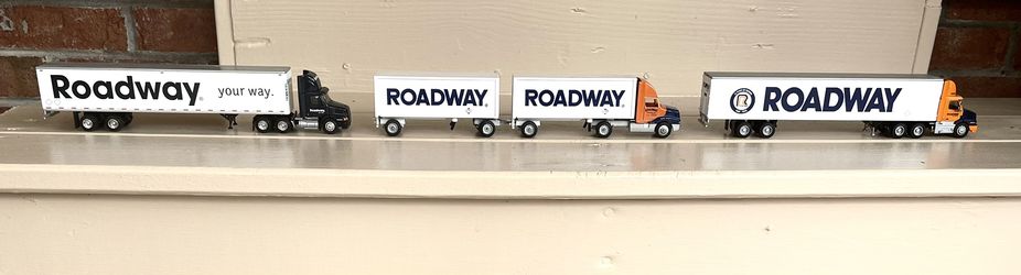 Roadway Express Logo