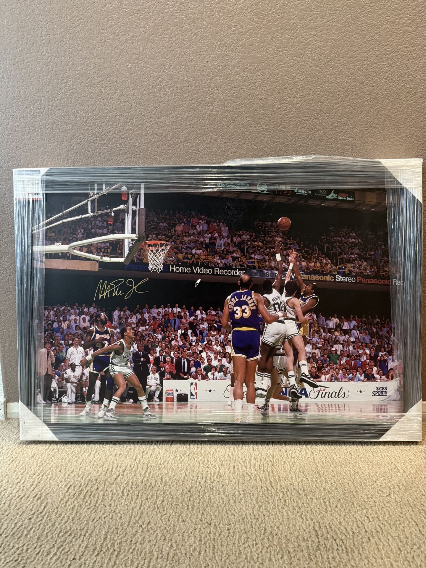 Large Framed Magic Johnson Signed Photo Authenticated for Sale in Las ...