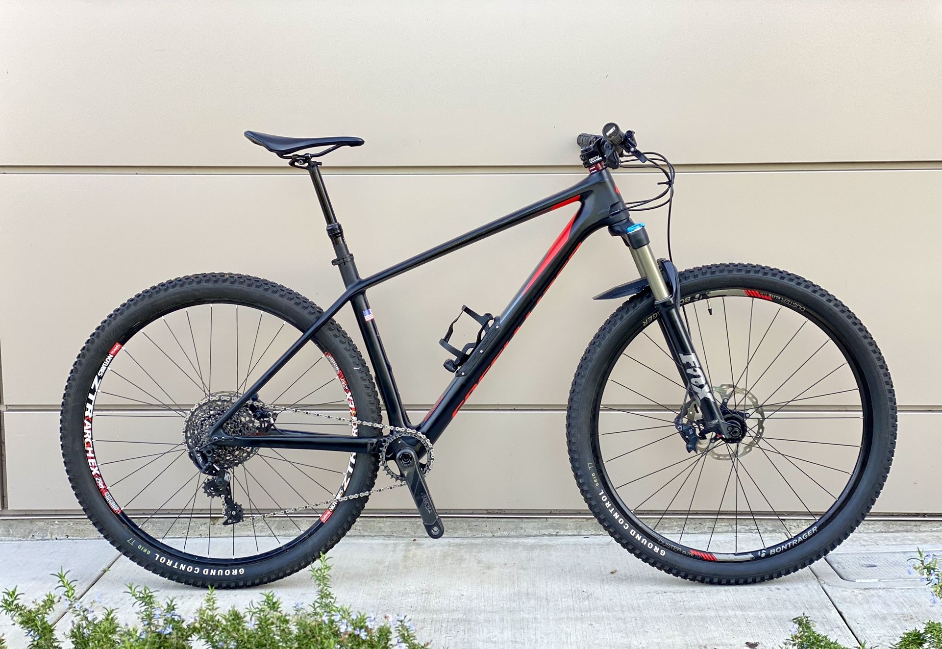 Specialized Epic Fuse 29er, Large, Carbon fiber hardtail mountain bike, 1x SRAM drivetrain for ...