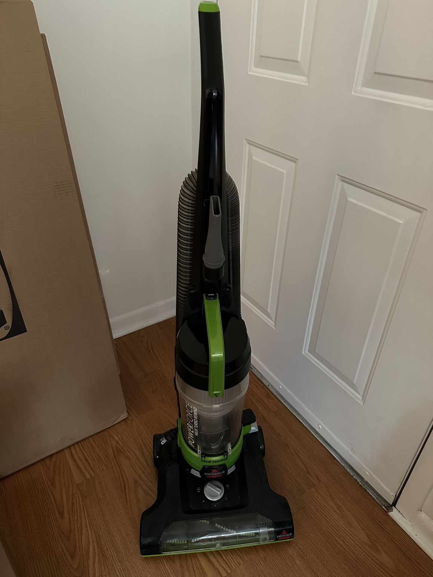 Free Bissell Vaccumm for Sale in Hollywood, FL - OfferUp