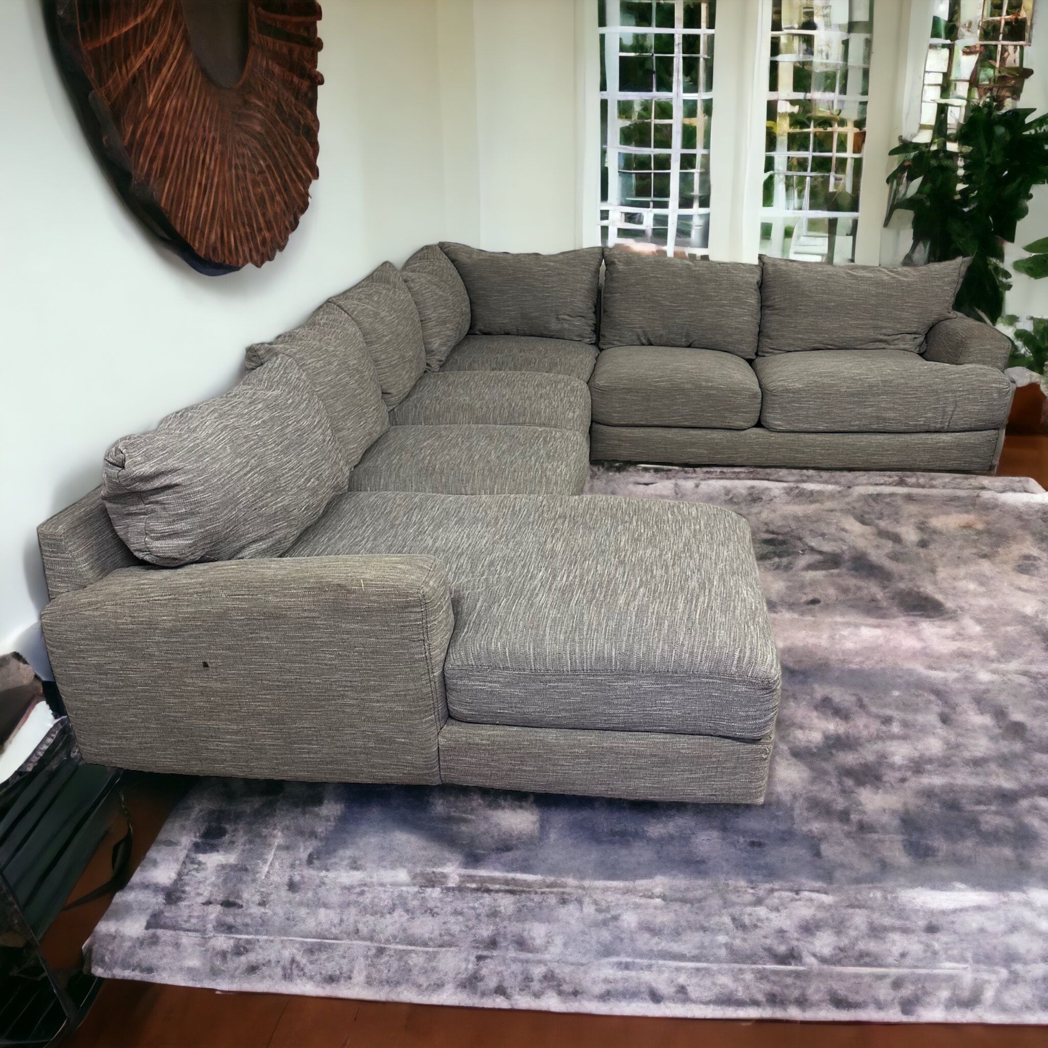 Leighton sectional store
