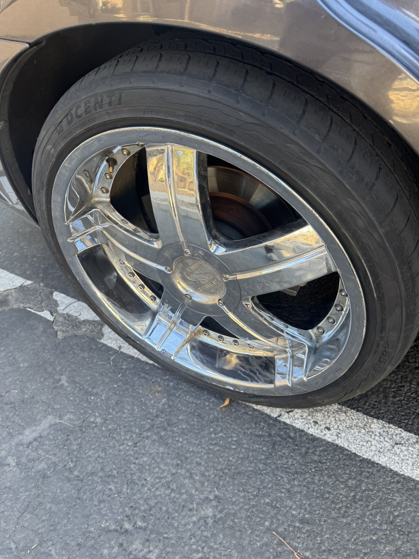 22 Inch universal Rims With Tires for Sale in Henderson, NV - OfferUp