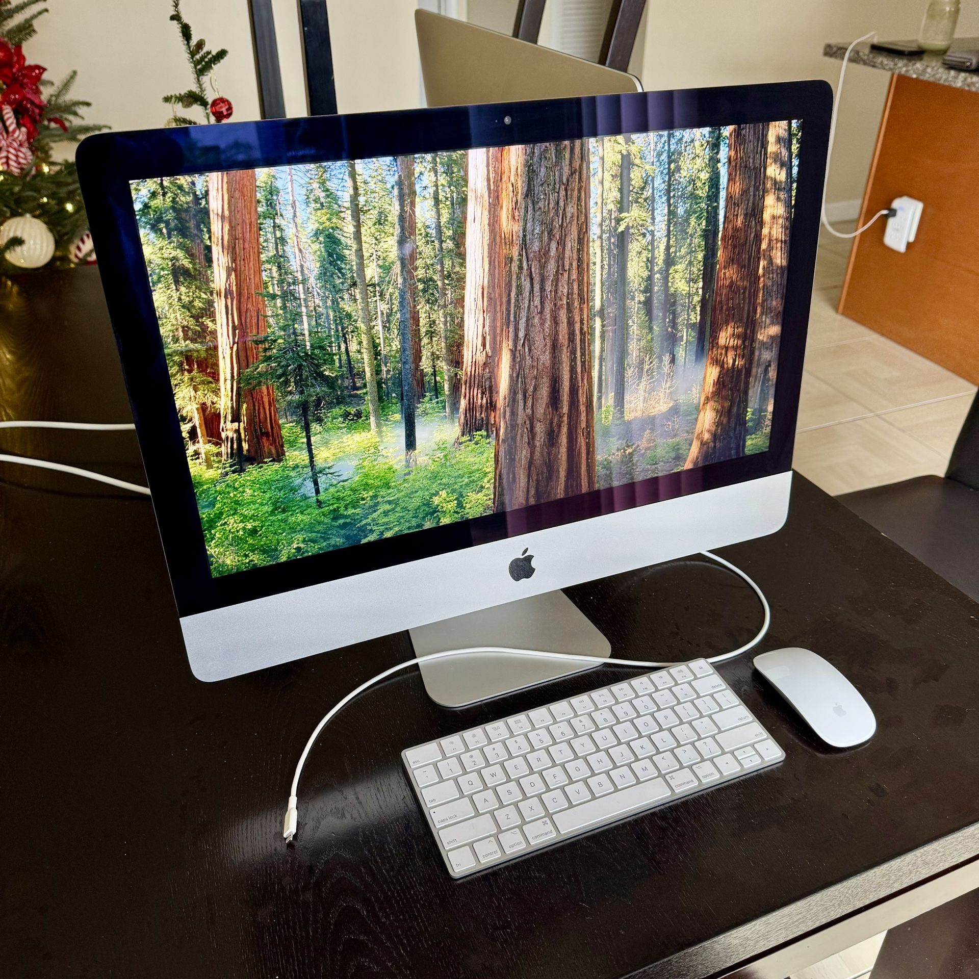 Apple iMac 21.5” Retina 4K Display Desktop Computer 2019 for Sale in ...
