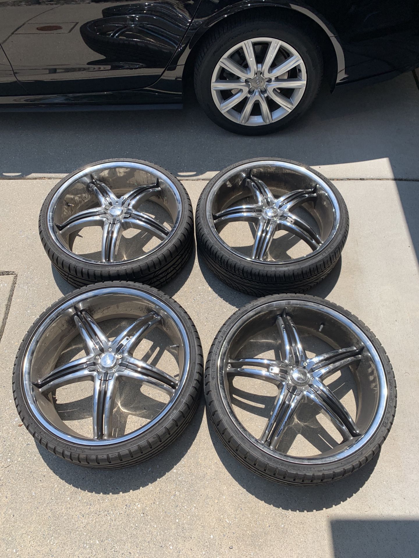 22” Viscera 770 with Lionheart Tires 235 30 22 new tires Bolt pattern ...
