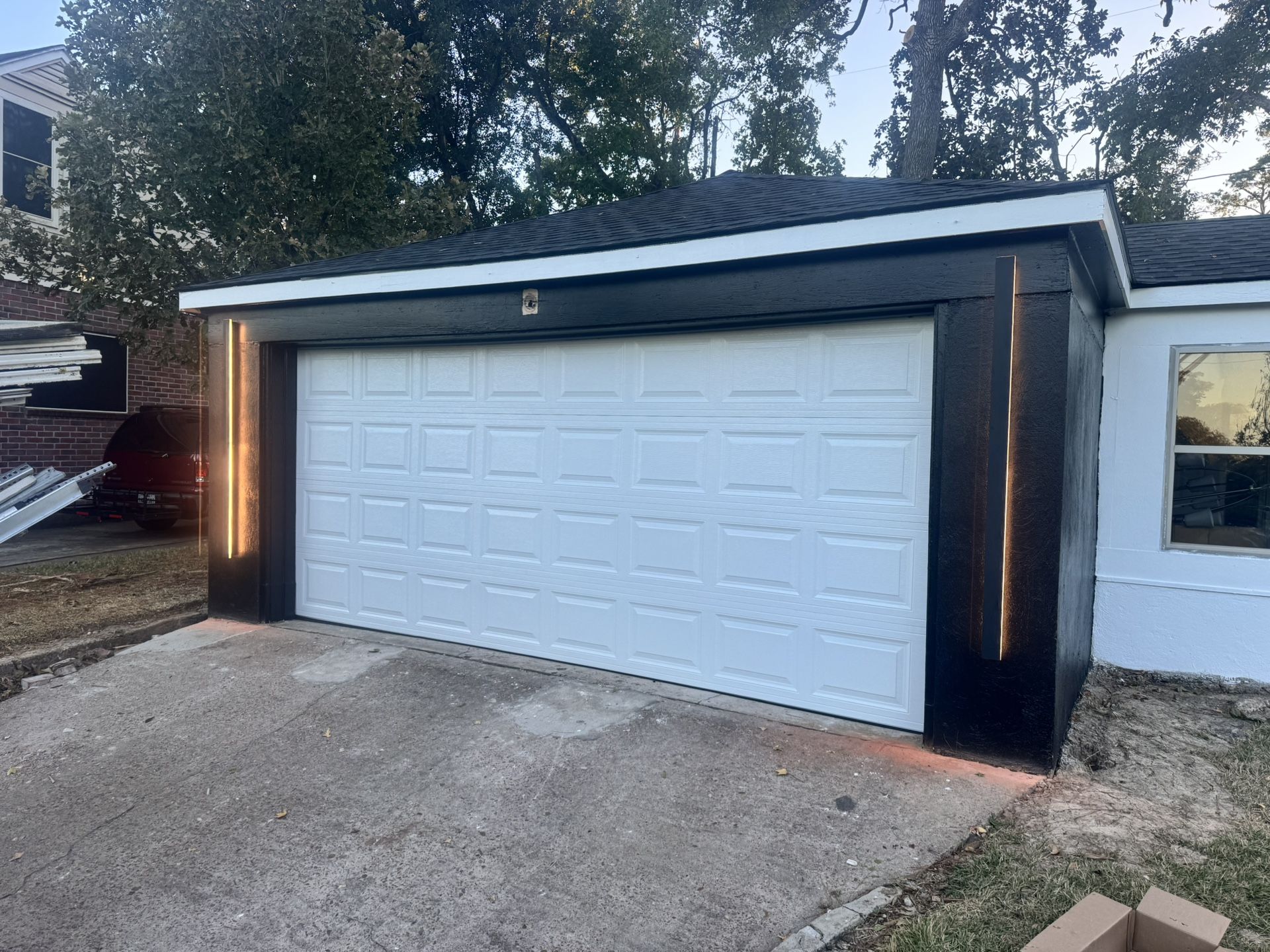 GARAGE DOOR 16x7 for Sale in Stafford, TX - OfferUp