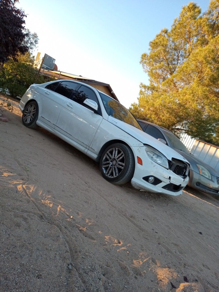 2007 Mercedes-Benz C300 for Sale in Hesperia, CA - OfferUp