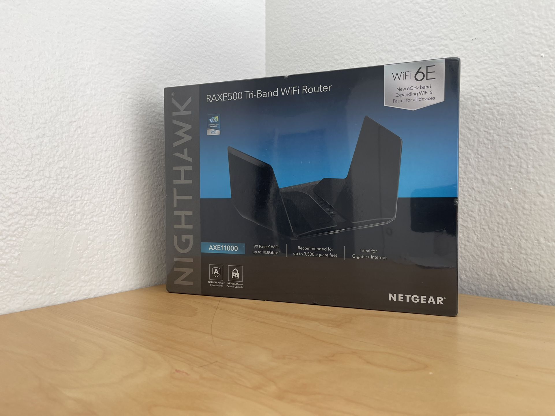 Netgear Nighthawk RAXE500 for Sale in West Covina, CA - OfferUp