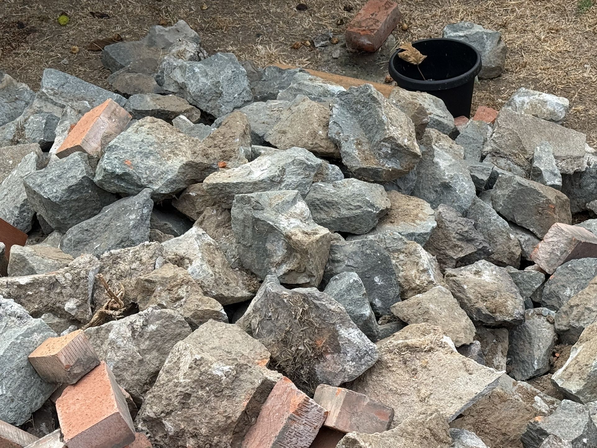 Free Medium Sized Stones And Bricks for Sale in San Diego, CA - OfferUp