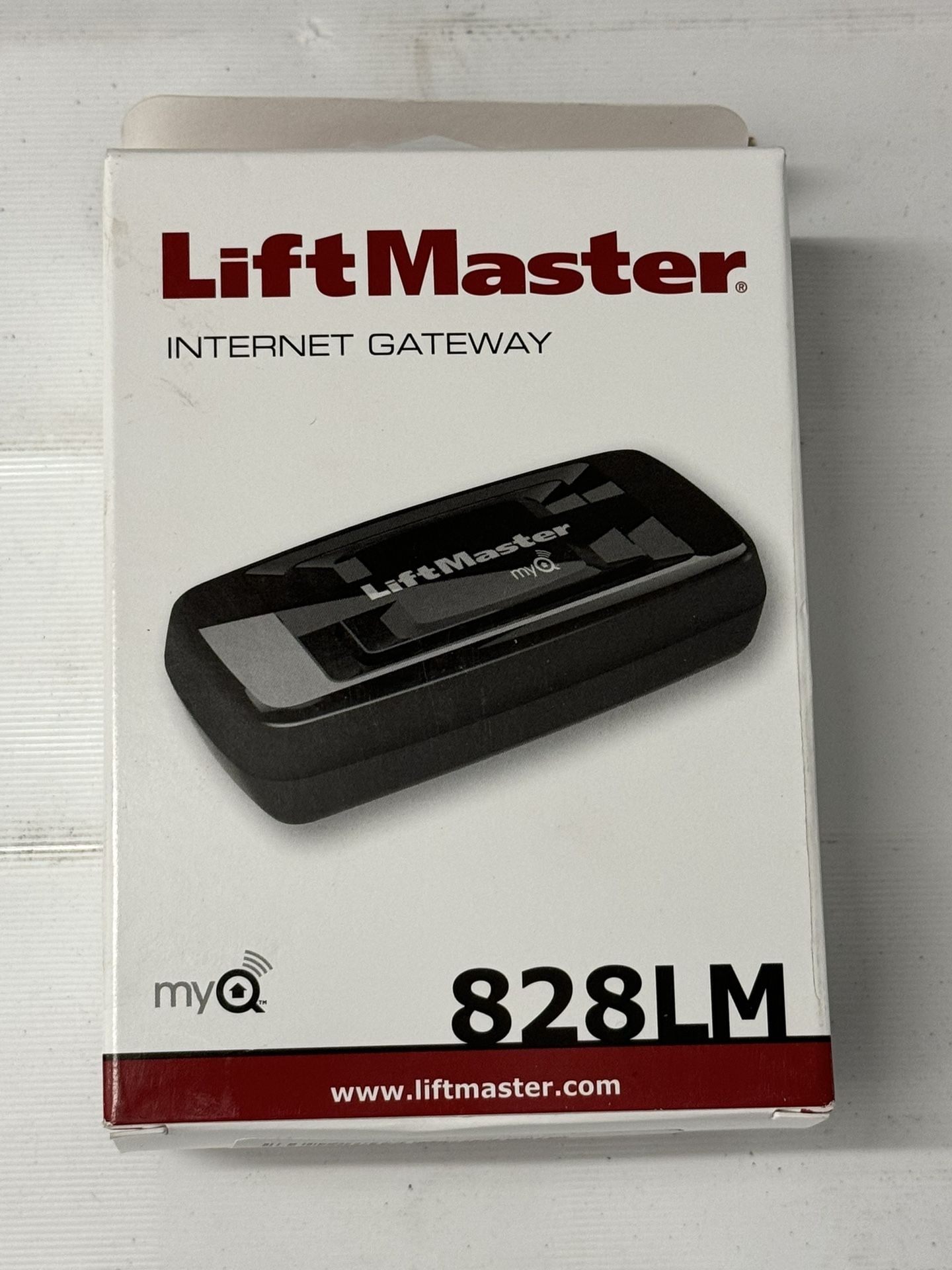 Wifi Garage Door Opener LiftMaster 828LM MyQ Smart Garage Door Opener ...