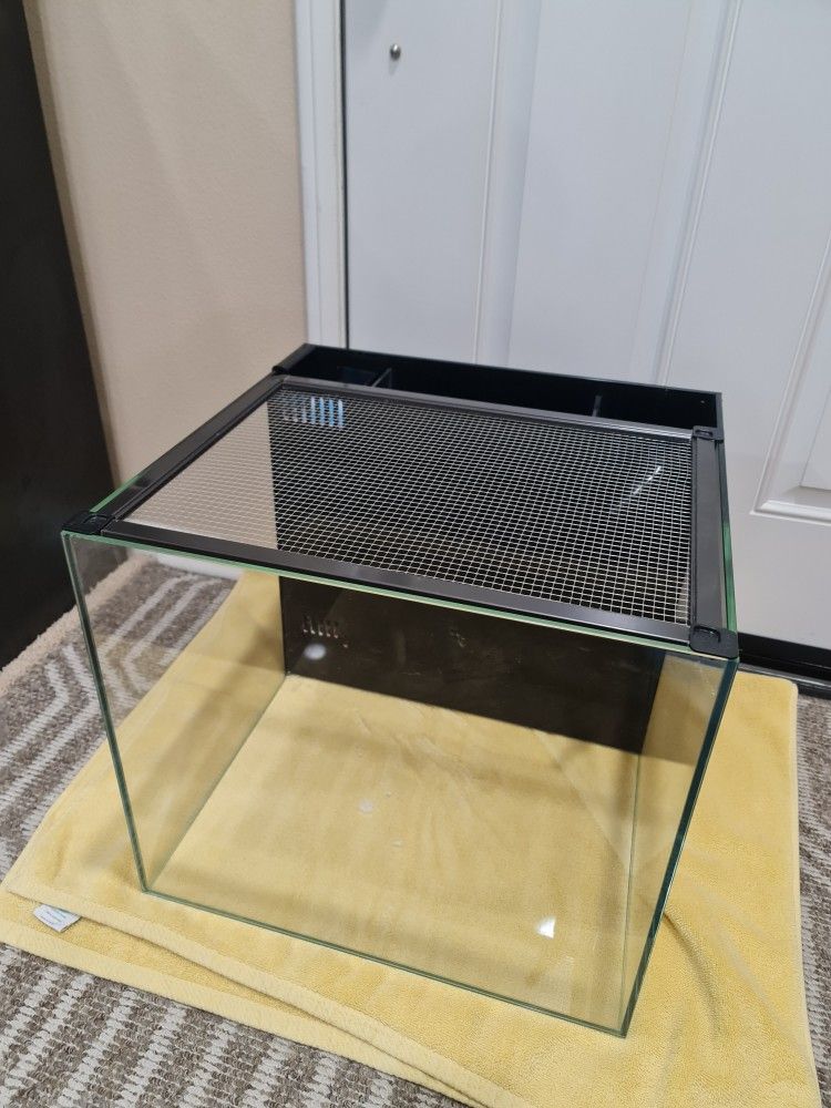 FijiCube 22.4 Gallon AIO Cube Reef Tank for Sale in Chino Hills, CA ...