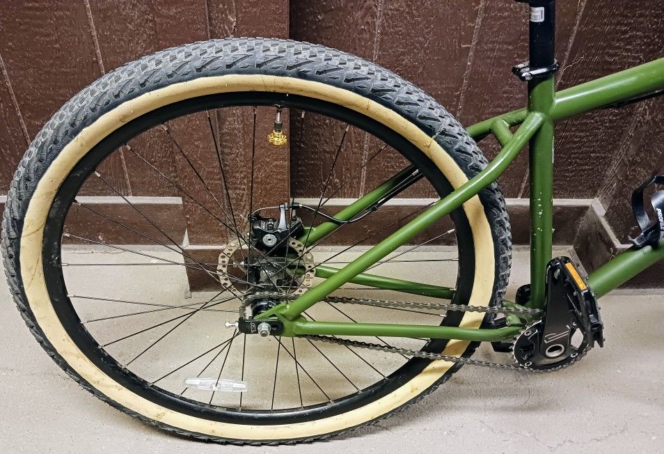 Redline Monocog Single Speed 29er Mountain Bike Size 17 For