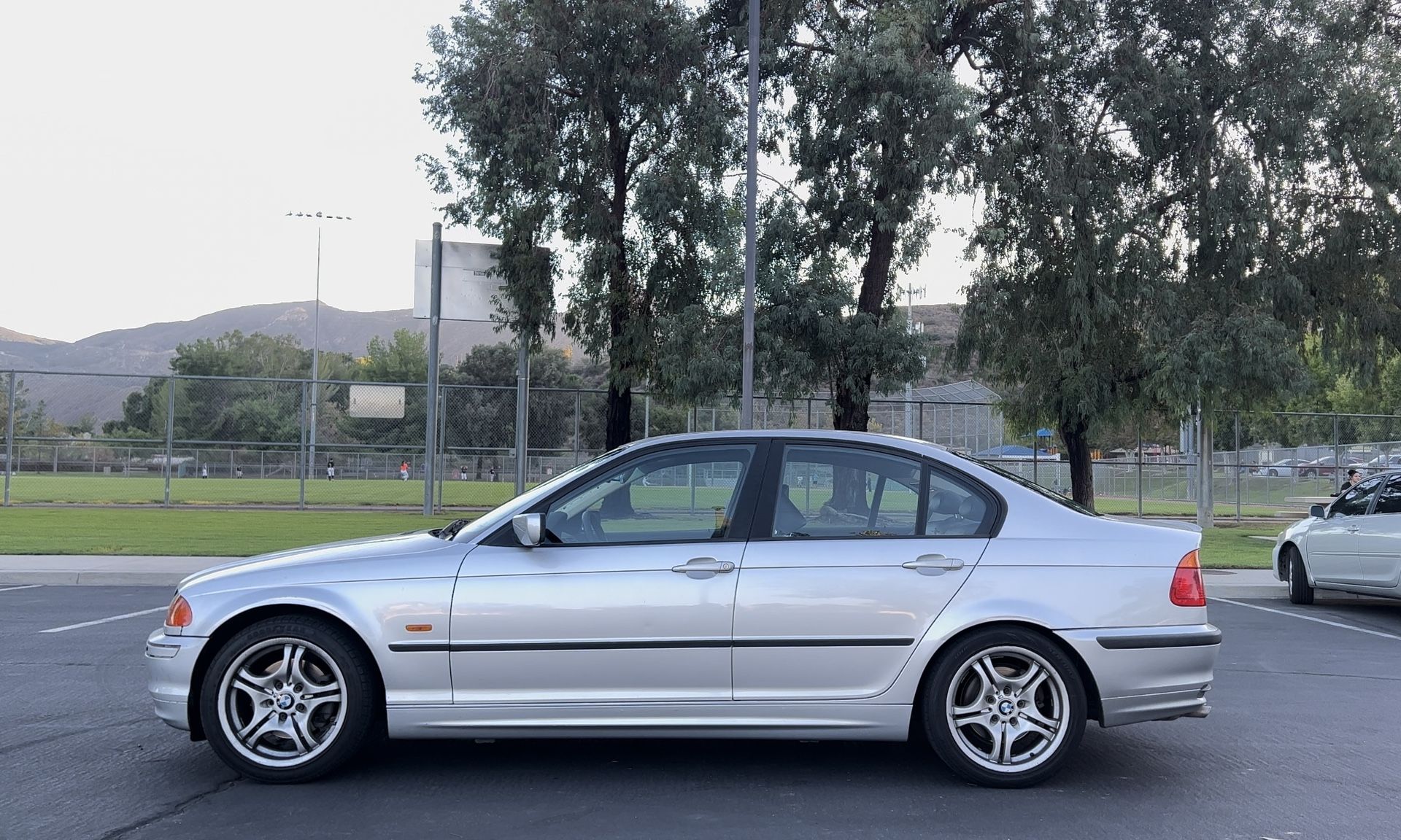 2001 BMW 325i for Sale in Lake Elsinore, CA - OfferUp
