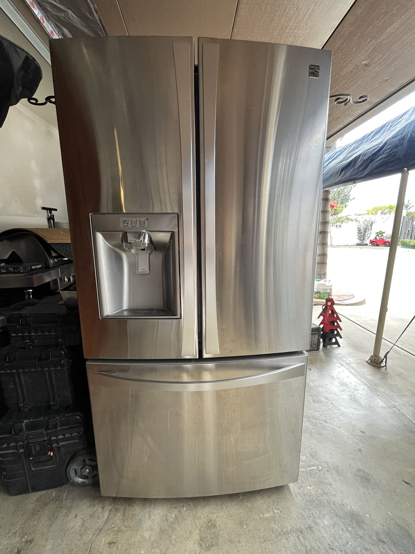 Refrigerator (Kenmore) for Sale in Phillips Ranch, CA - OfferUp