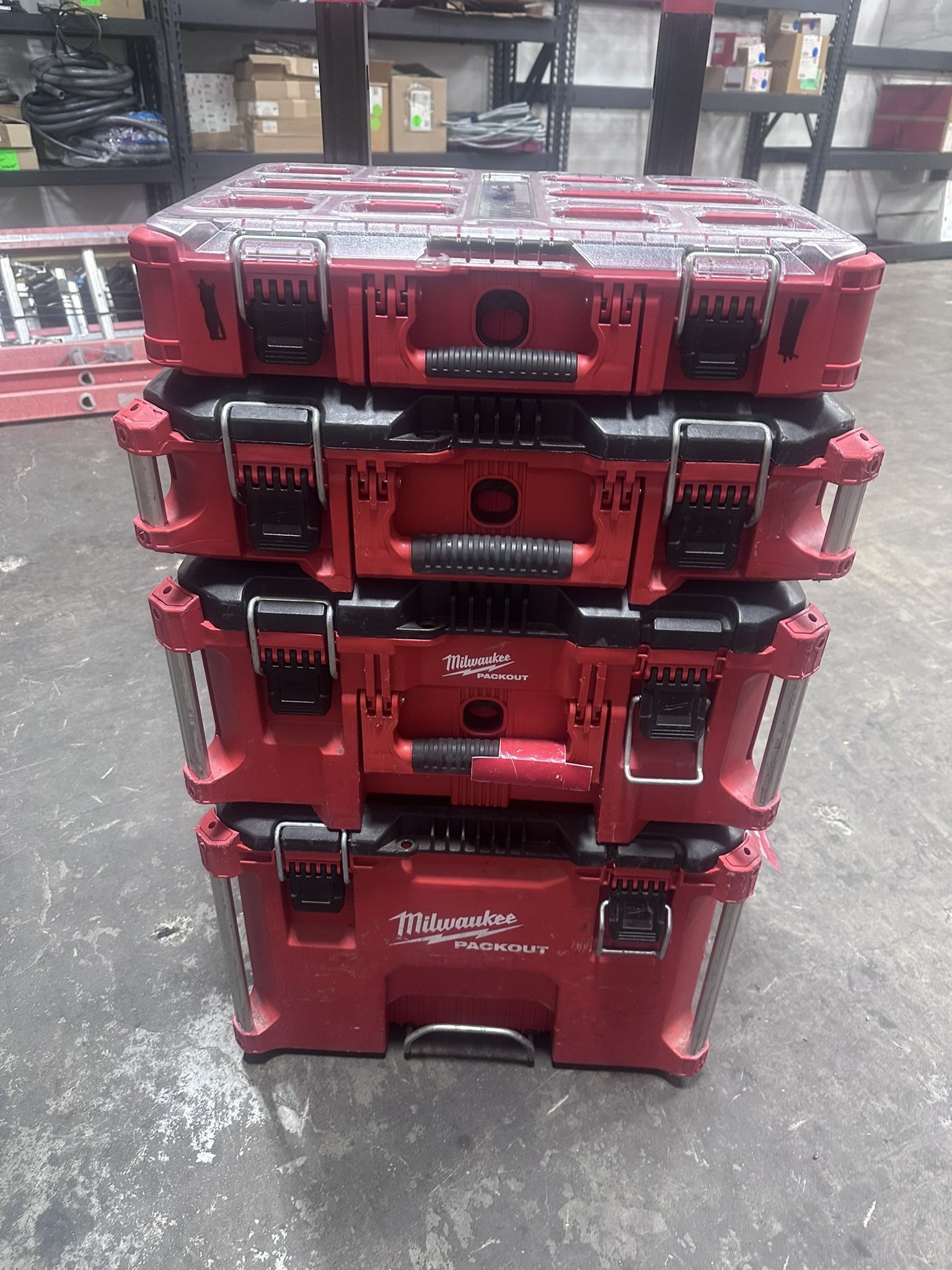 Milwaukee Pack Out, Medium for Sale in Santa Ana, CA - OfferUp