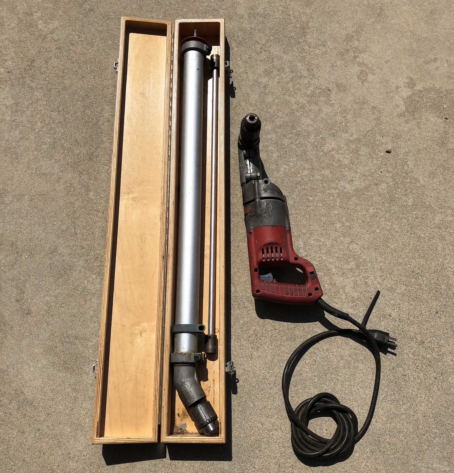 Milwaukee Heavy Duty Right Angle Drill With 30 33 Degree Extension Kit Tools Machinery