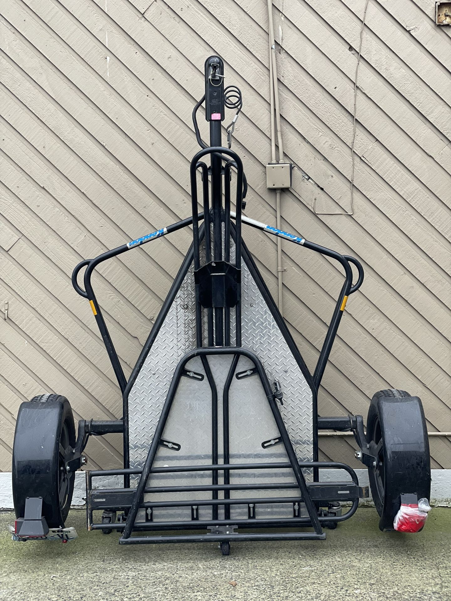 2009 Kendon Folding Single Rail Motorcycle Trailer for Sale in Seattle, WA - OfferUp