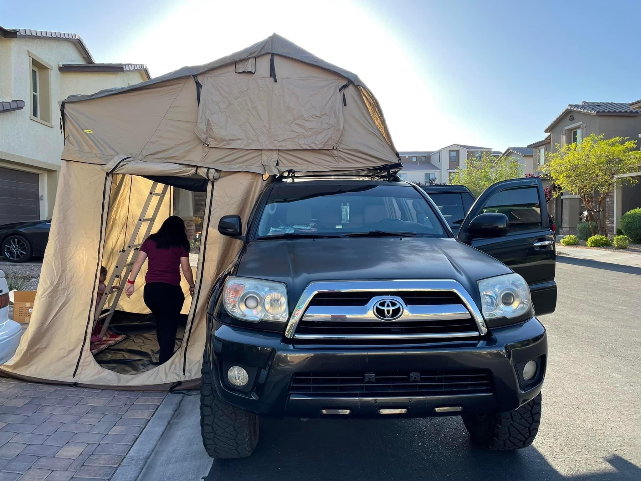 Smittybilt XL Roof Top Tent Gen1 With Annex Room. for Sale in Las Vegas ...