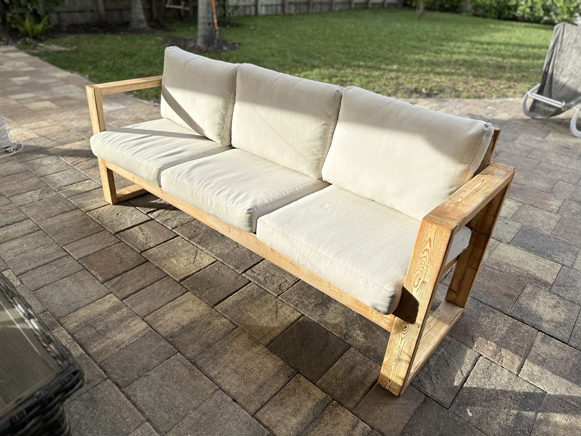 Pine Outdoor Couch for Sale in Fort Lauderdale, FL - OfferUp