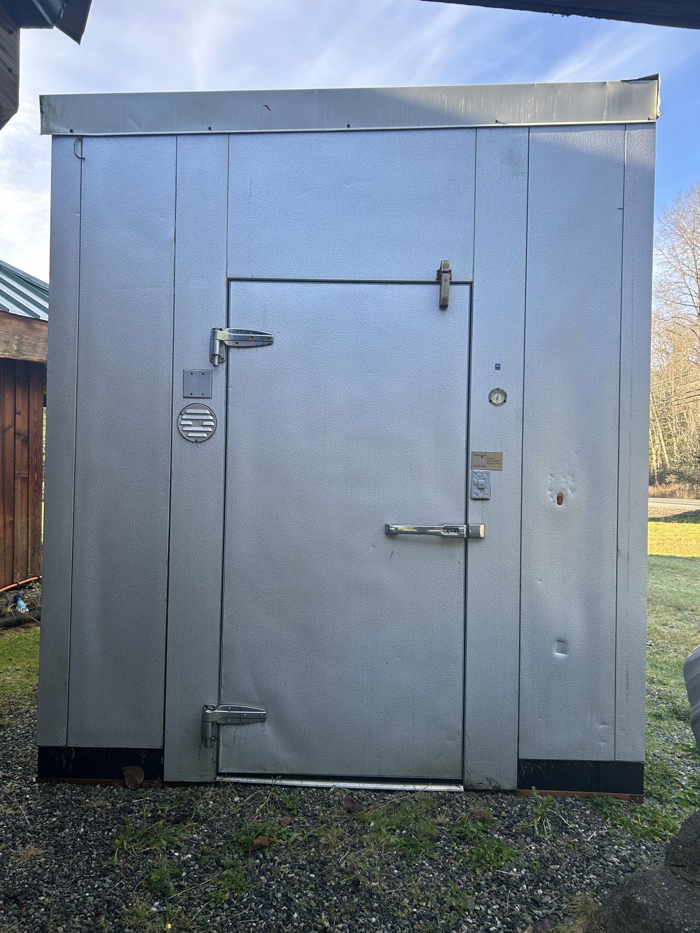 8x15 Cold Storage Unit OBO for Sale in Concrete, WA - OfferUp