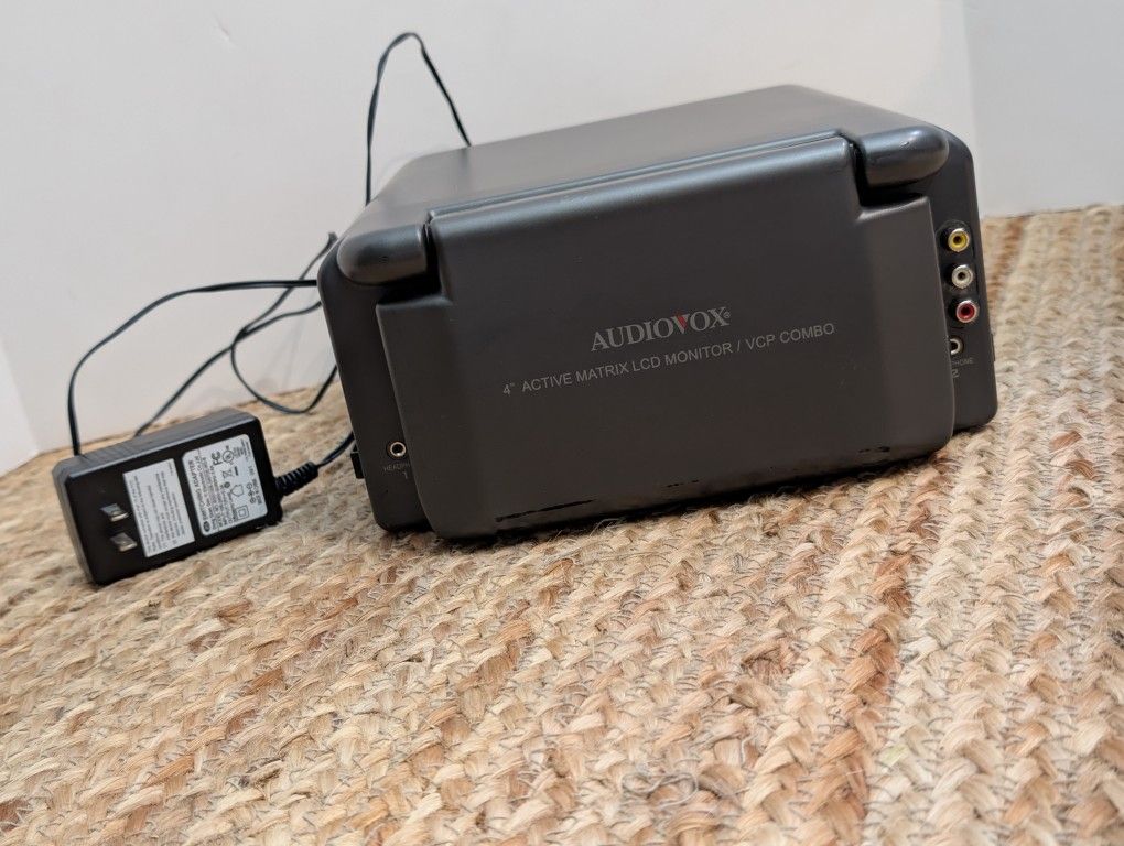 Audiovox Portable VHS Video Cassette Player 4" LCD Monitor VBP1000S for ...
