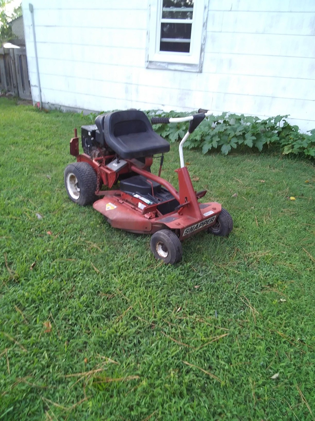Snapper riding mower for Sale in Chesapeake, VA - OfferUp