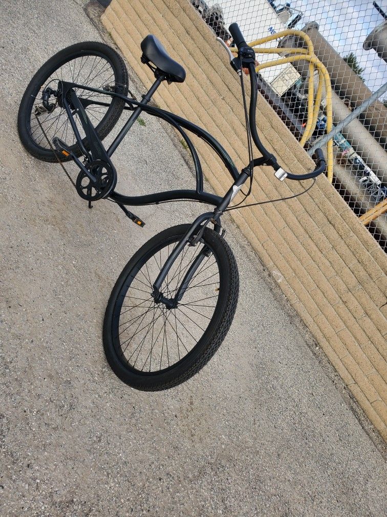 Electra 26 Inch 7 Speed Beach Cruiser Bike $180 for Sale in Long Beach, CA - OfferUp