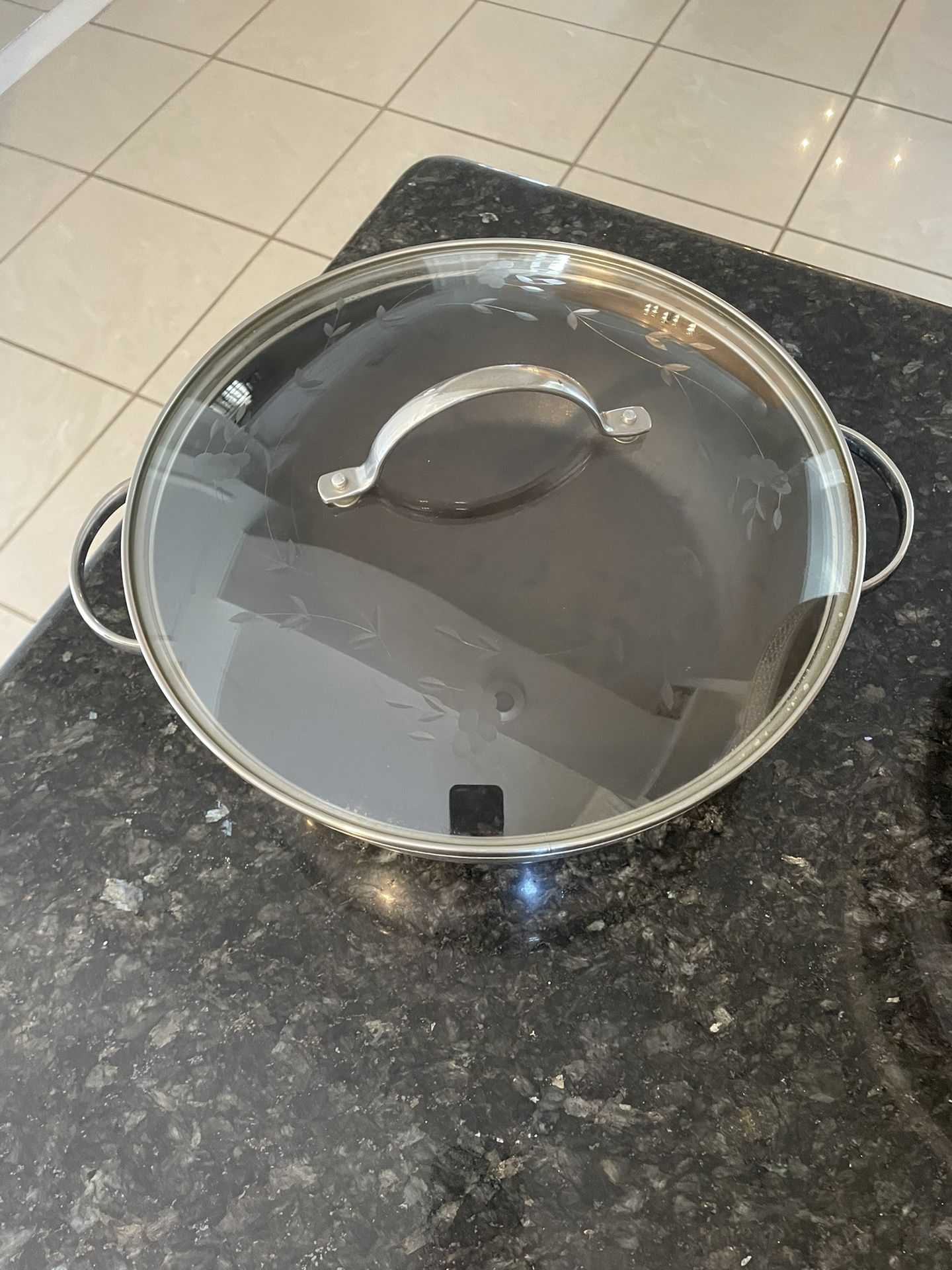 5Q PRINCESS HOUSE POT PICK UP TODAY for Sale in Chino, CA - OfferUp