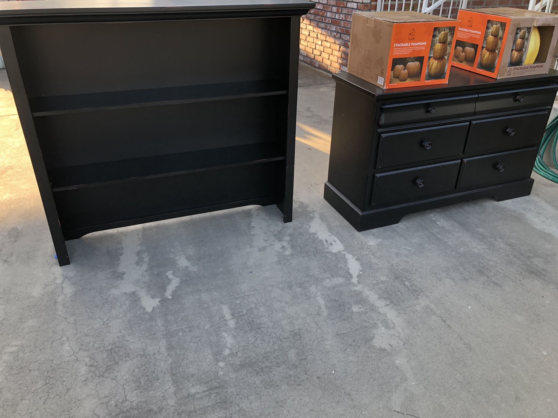 Dresser/bookcase AP Industries for Sale in Clovis, CA - OfferUp