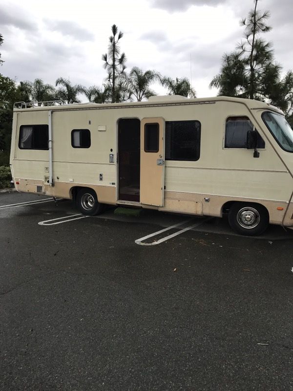 1986 chevy comfort Motorhome for Sale in Chula Vista, CA - OfferUp