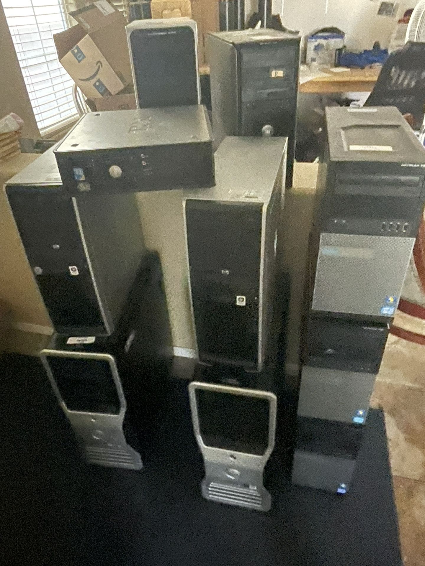 Computer Case Dell And HP Everything In The Pictures For $50 for Sale ...