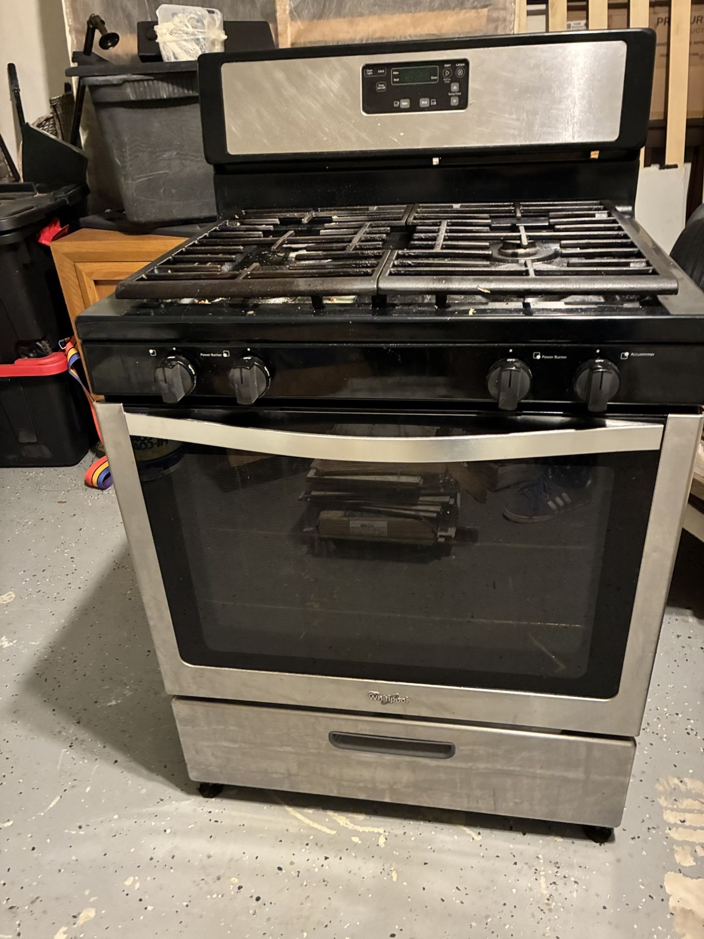 Whirlpool Gas Stove for Sale in Houston, TX - OfferUp