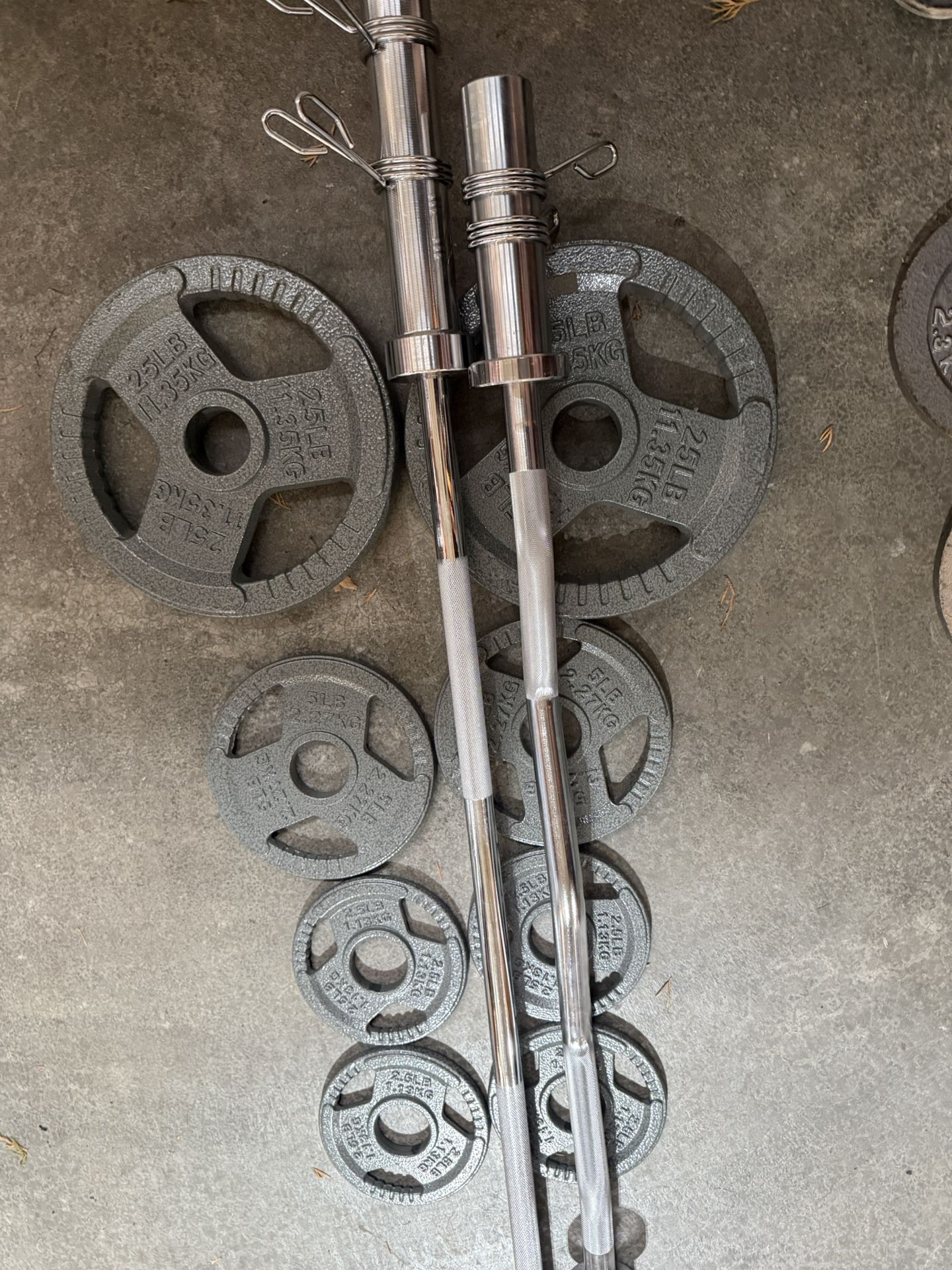 Olympic Barbell Weight Set for Sale in Lake Stevens, WA - OfferUp