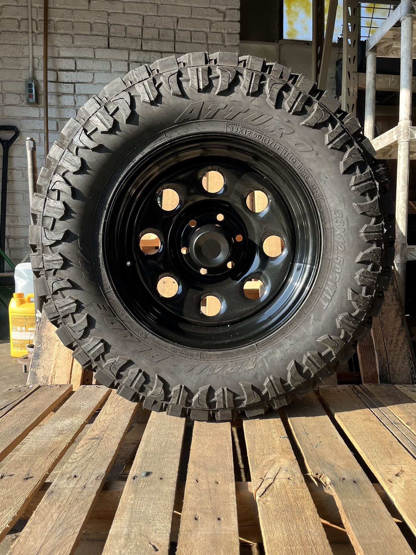 17” Vision Soft 8 Wheels 33” Atturo TRAILBLADE Mud Terrain Tires ...