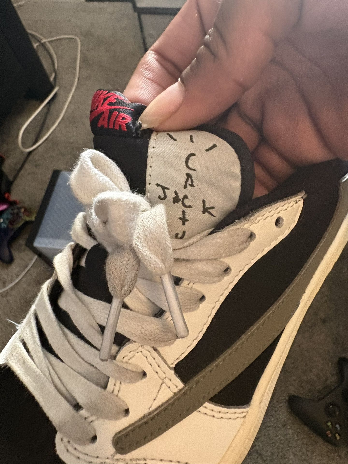 Travis Scott x Wmns Air Jordan 1 Retro Low OG SP 'Olive' for Sale in ...