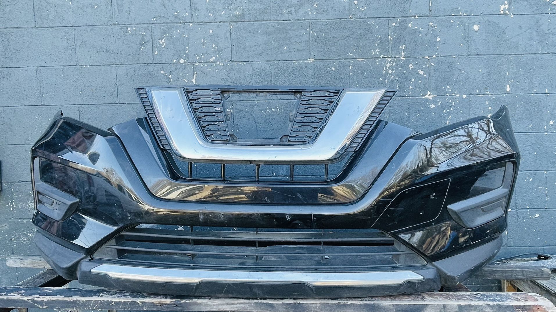 2017-2019 Nissan Rogue Front Bumper for Sale in Dallas, TX - OfferUp