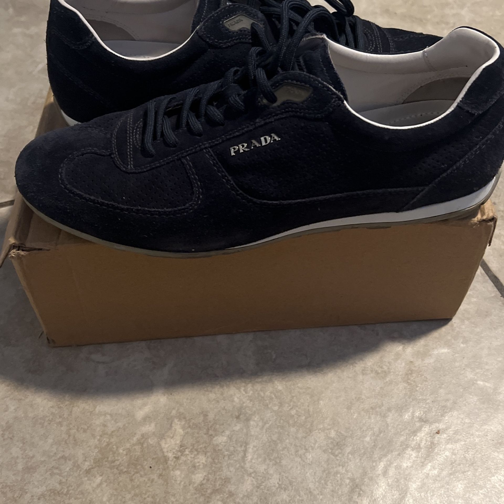 Tennis Prada Size 9 for Sale in Los Angeles, CA - OfferUp
