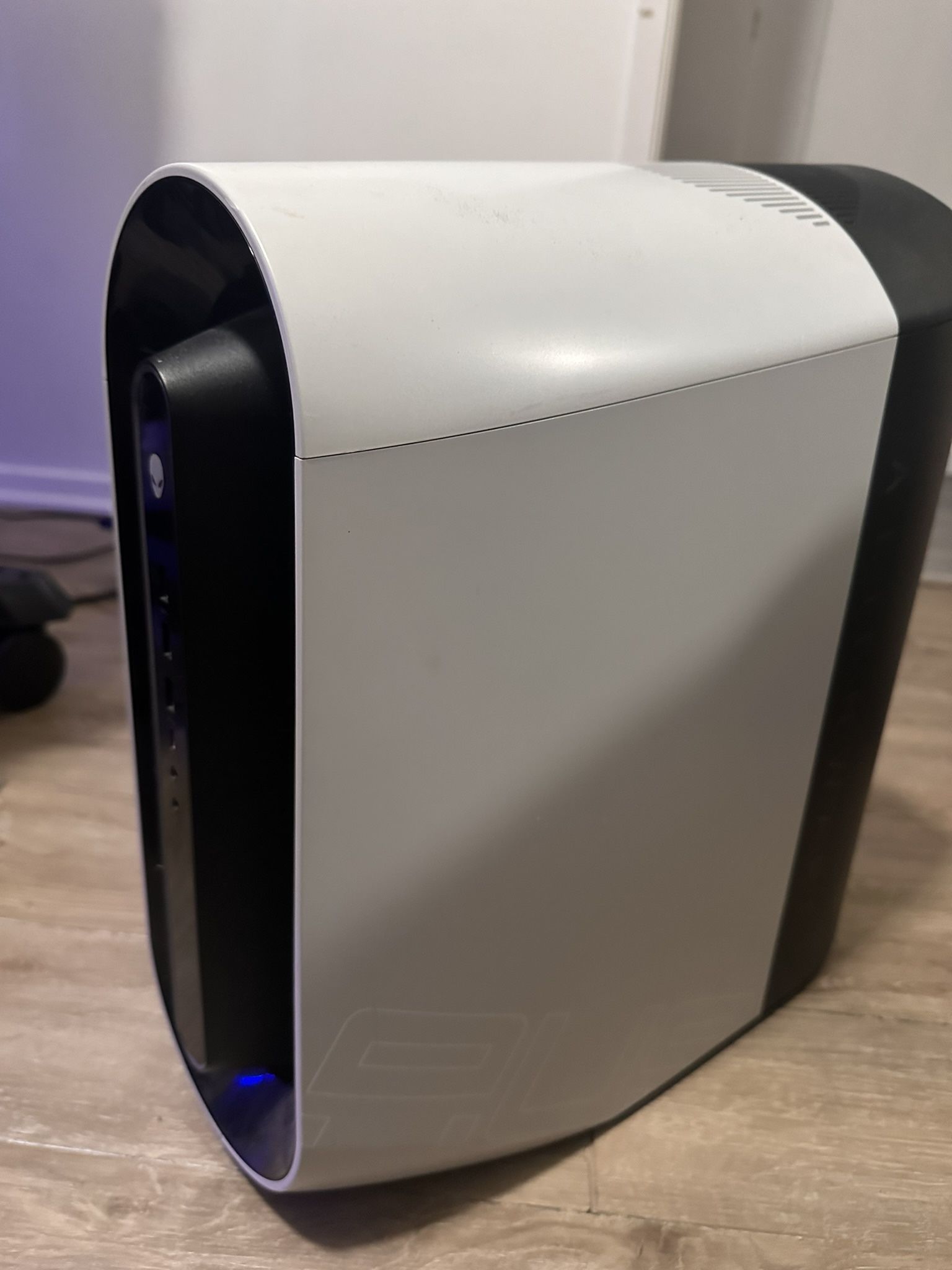 Alienware Gaming Desktop Computer for Sale in San Diego, CA - OfferUp