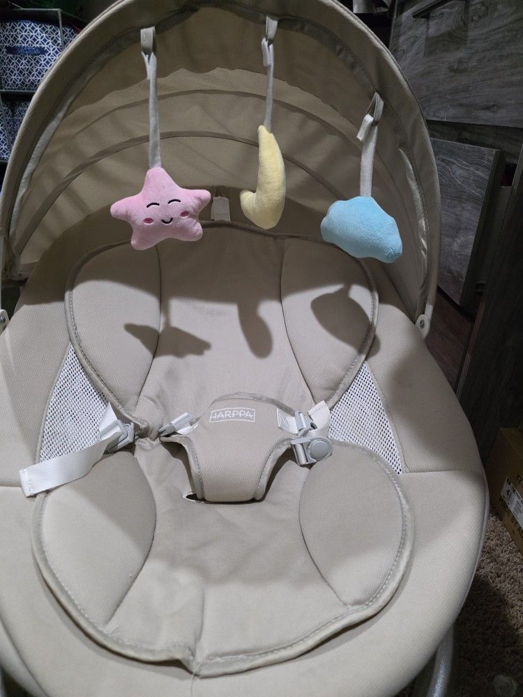 Harpa Baby Swing for Sale in Winchester, CA - OfferUp