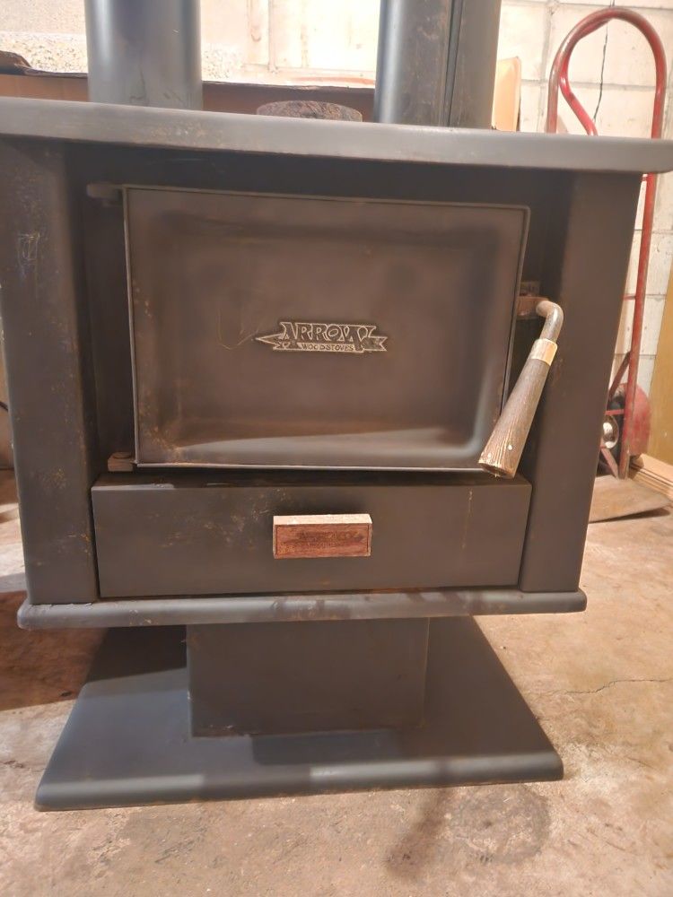 ARROW WOOD STOVE COMPLETE SET for Sale in Olympia, WA - OfferUp
