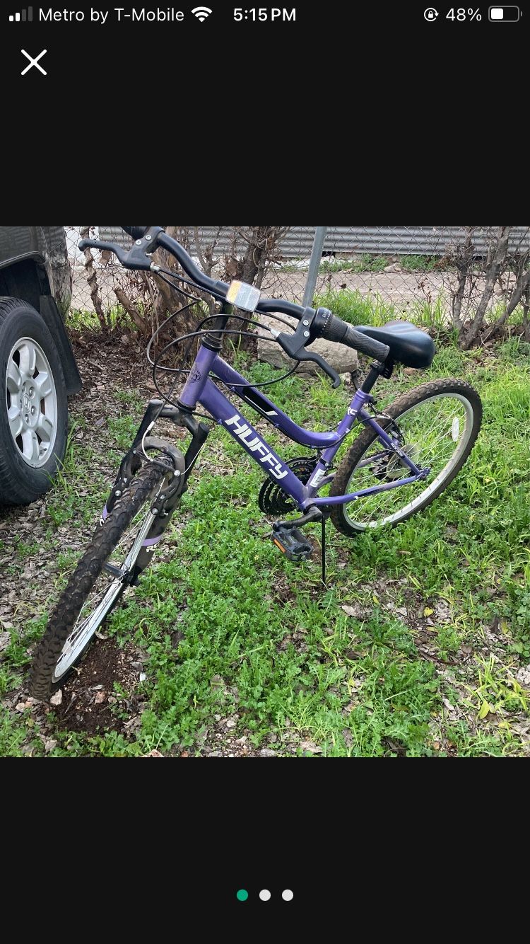 Huffy 24" Rock Creek Girls Mountain Bike for Sale in San Antonio, TX - OfferUp