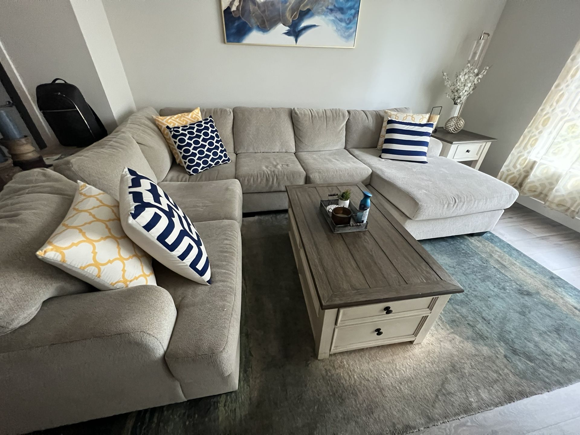 Ashley Enola Sectional Couch for Sale in Brea, CA - OfferUp
