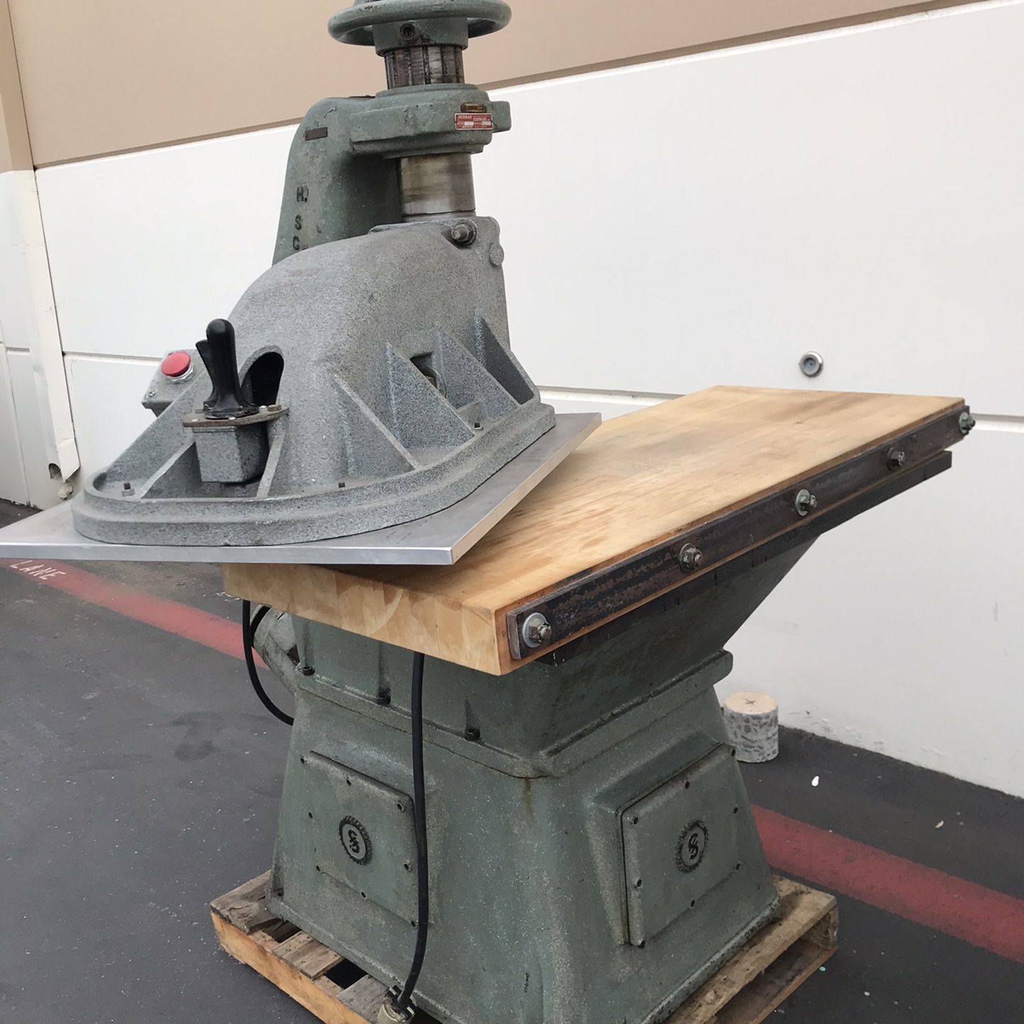 20 Ton Hydraulic Swing Arm Clicker Press Single Post for Sale in ...