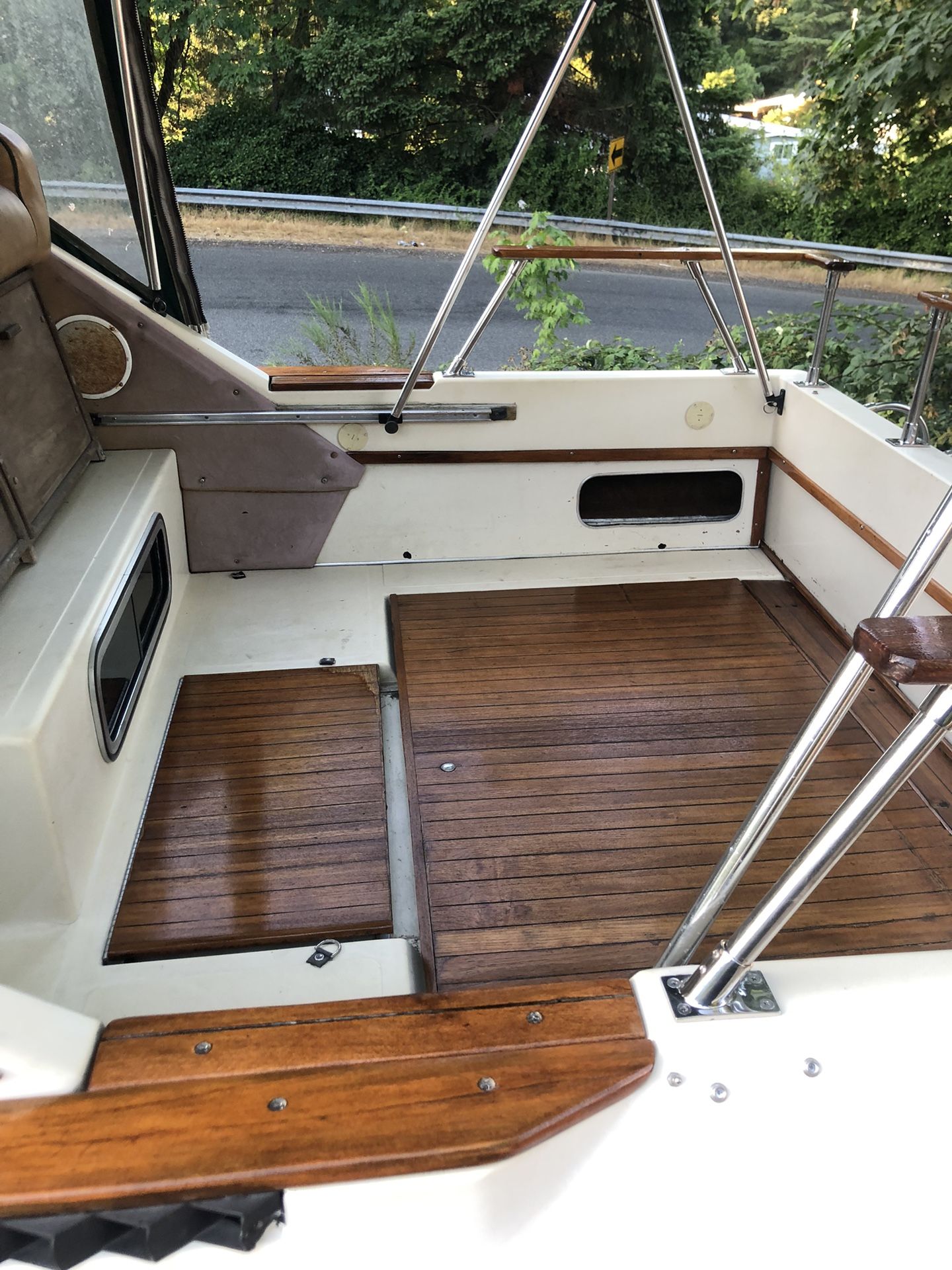 Nice Sea Ray Cabin Cruiser And Triple Axle Trailer 6500 Cash for Sale ...