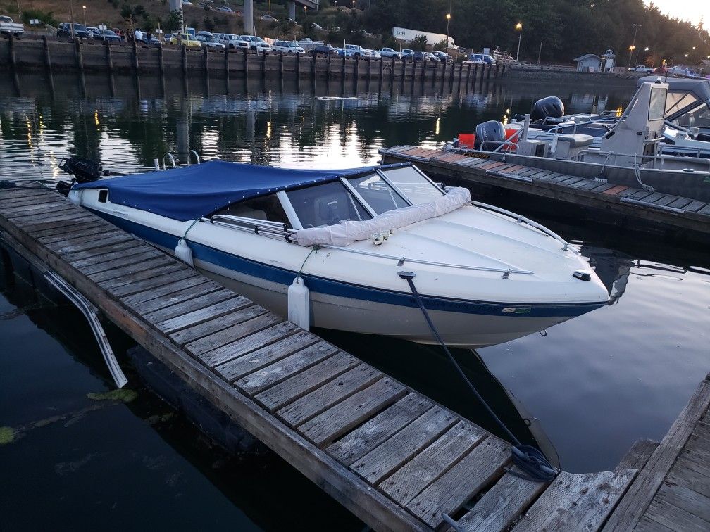 18' Fiberform for Sale in Vashon, WA - OfferUp