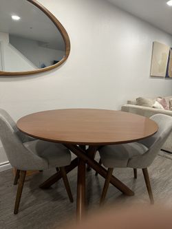 West Elm Jax Round Dining Table 48 Chairs for Sale in Bothell WA OfferUp